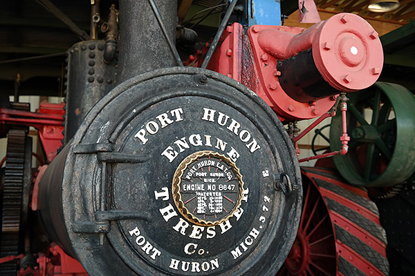 Samsung 16-50mm f/2-2.8 lens review: Professional, uniquely fast wide ...