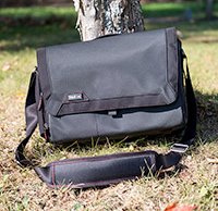 Think Tank Photo Spectral 15 Shoulder Bag Review: Functional and ...