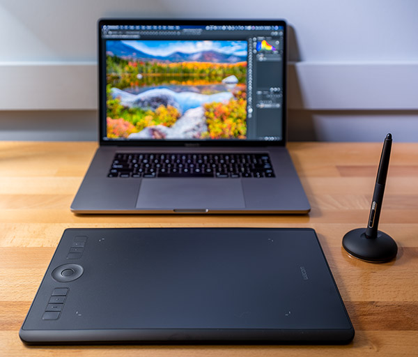 Wacom Intuos Pro Creative Tablet Review: A very useful accessory for ...