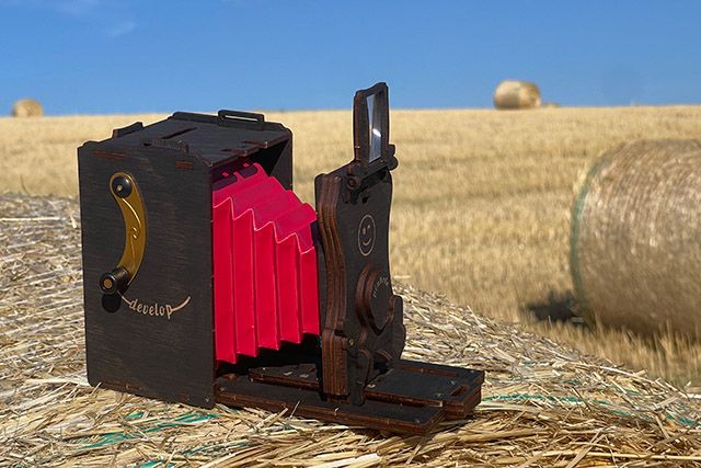 Kickstarter: Jollylook Pinhole camera is a film camera DIY kit ...