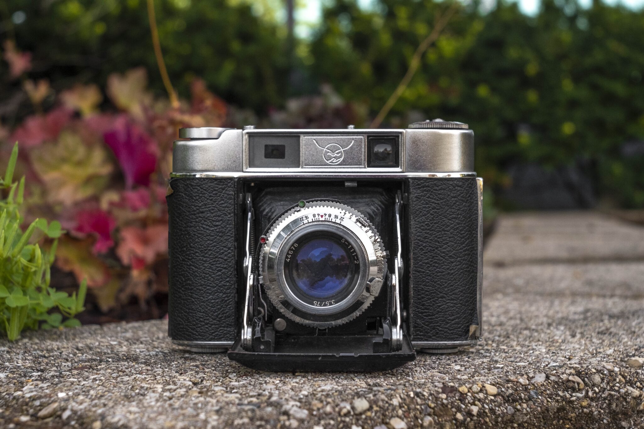 TTArtisan Unveils the 203T: A Retro-Inspired Folding Instant Camera ...