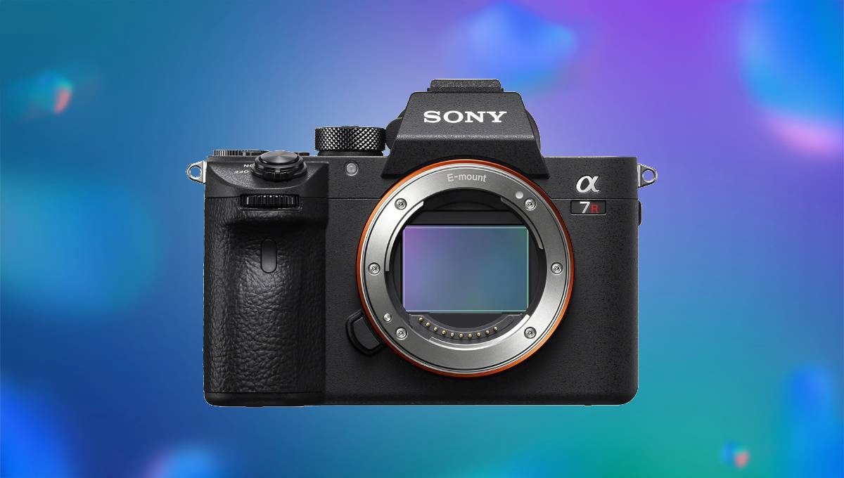 With Over $700 off Its List Price, This Sony Alpha 7R IV Camera Body Is ...
