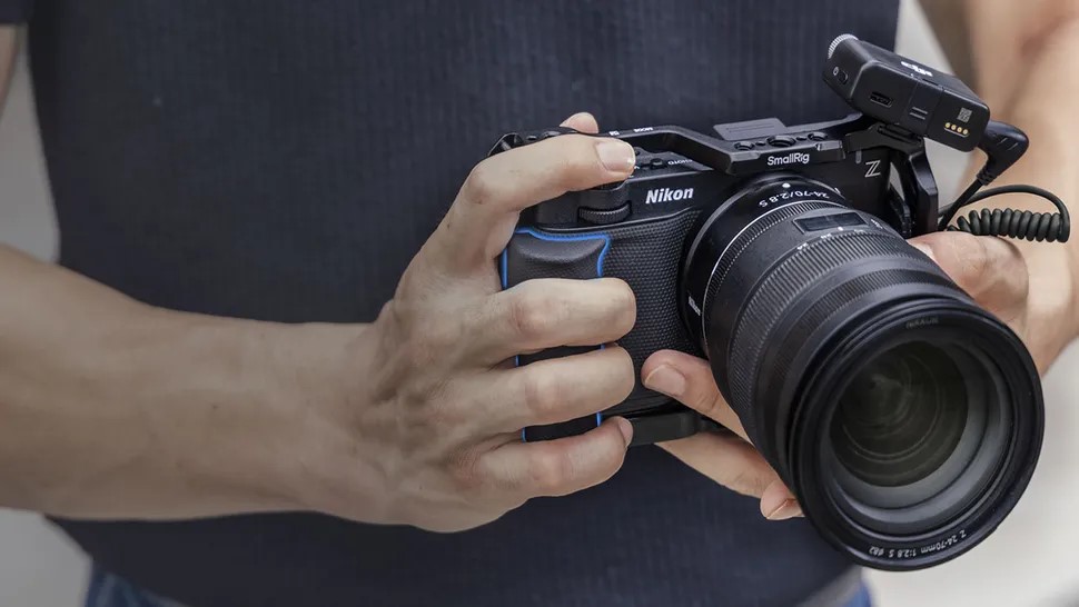 SmallRig Unveils Nikon ZR Cage Kits to Transform the Camera Into a Pro ...