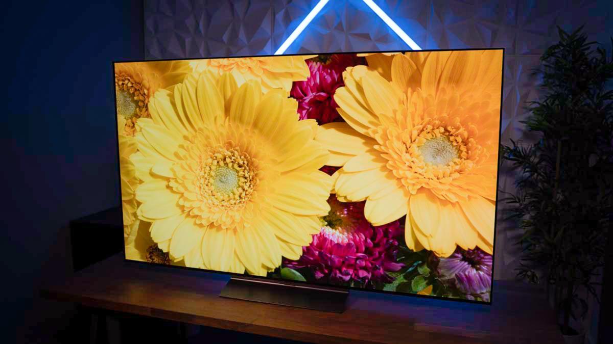 LG’s 65” OLED C4 Sparks Shopping Frenzy As Amazon Dumps It to Record ...