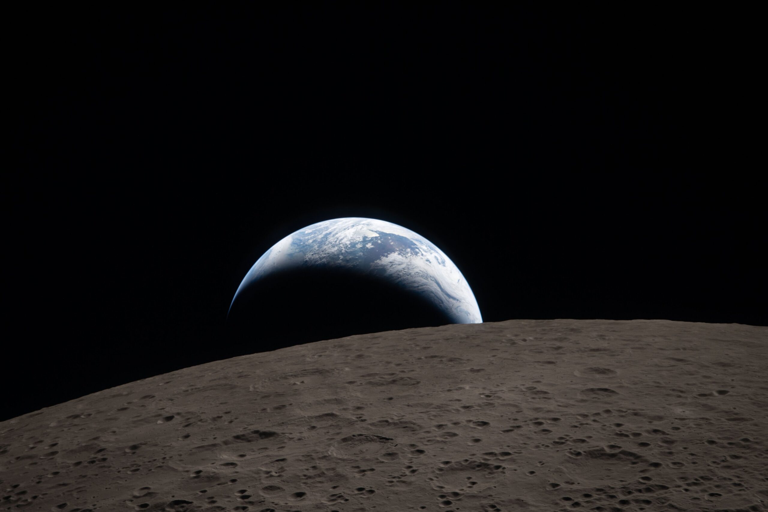 NASA Shares Artemis II Moon and Earth Photos Taken With Nikon D5 ...