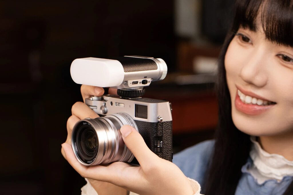 Yashica Funtastic Keychain Camera Brings Back Y2K Digital Camera ...